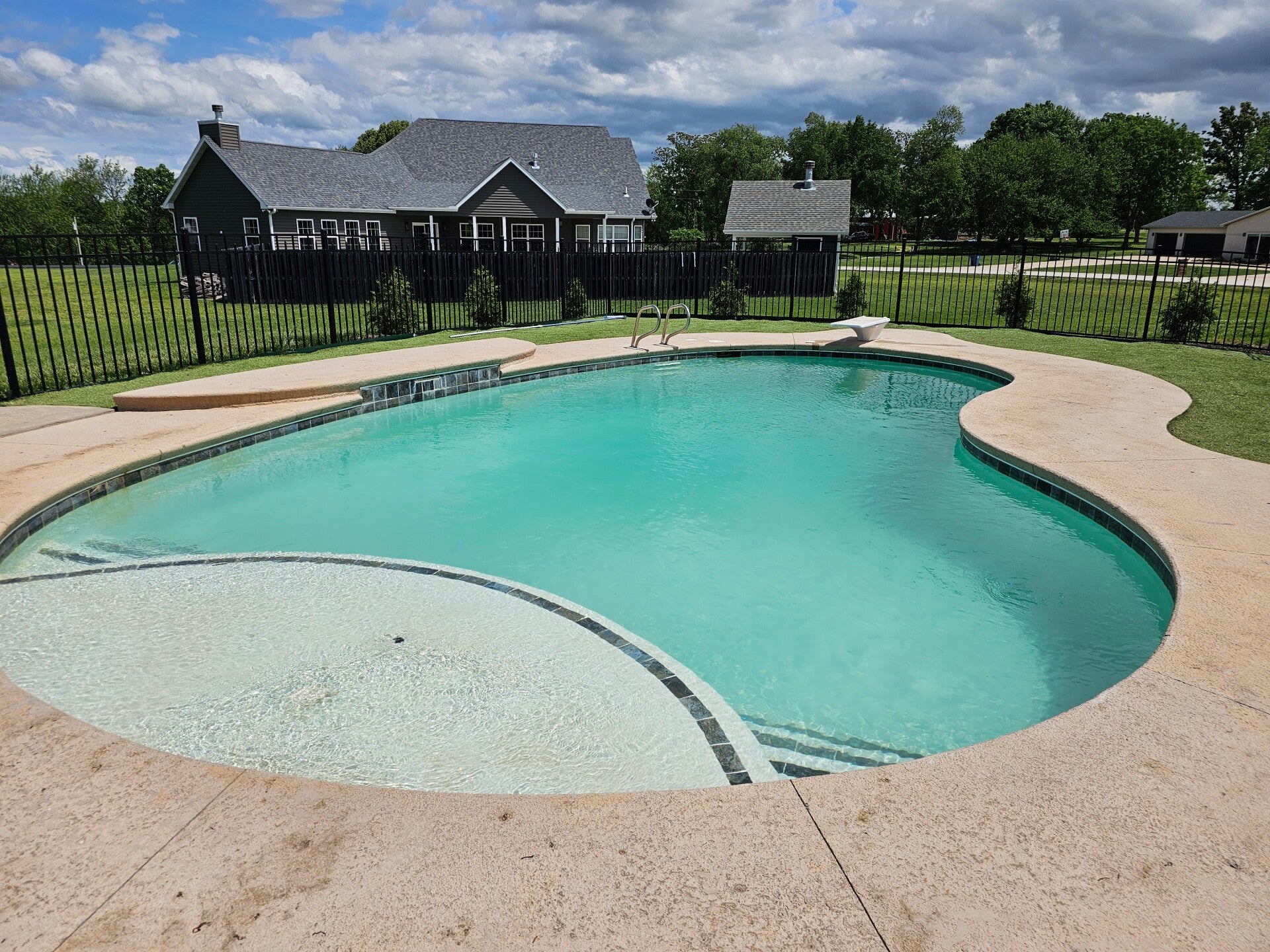 Pool Leak Detection in Joplin, MO