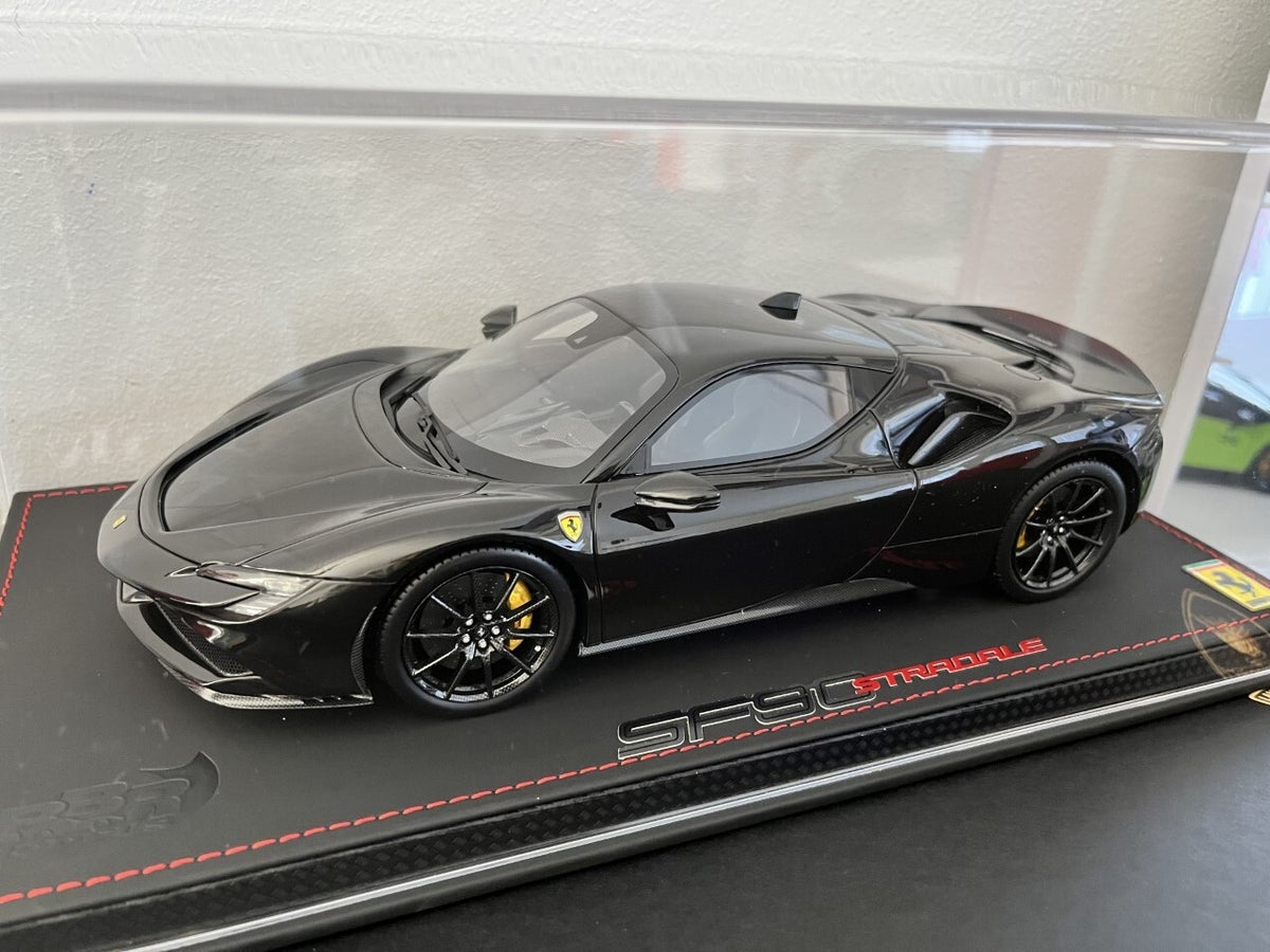 1:18 BBR Ferrari SF90 Black with yellow calipers | Passion4Modelcars