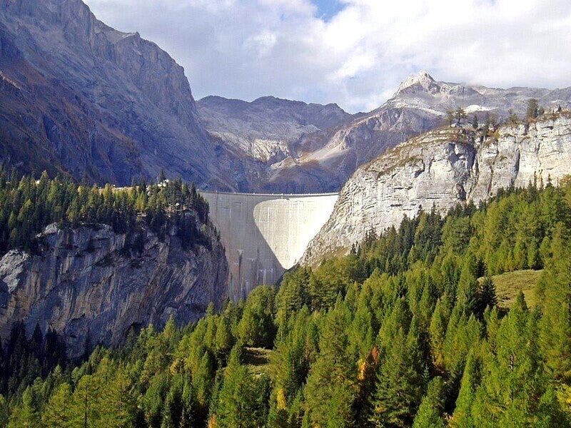 Le barrage Tseuzier | Suisseactivites.ch