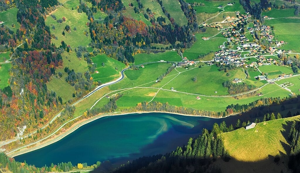 Le lac du Vernex | Suisseactivites.ch