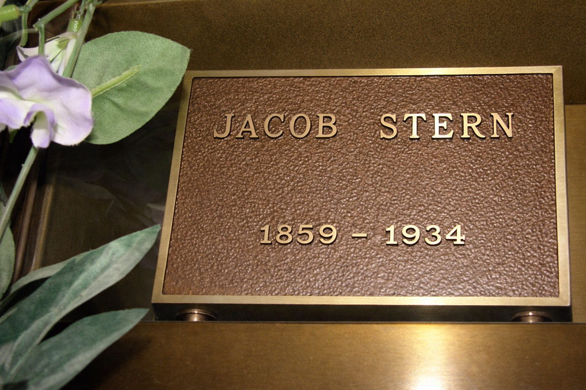 The Man Who Owned Hollywood’s Corner: Jacob Stern, Land Baron of Vine ...