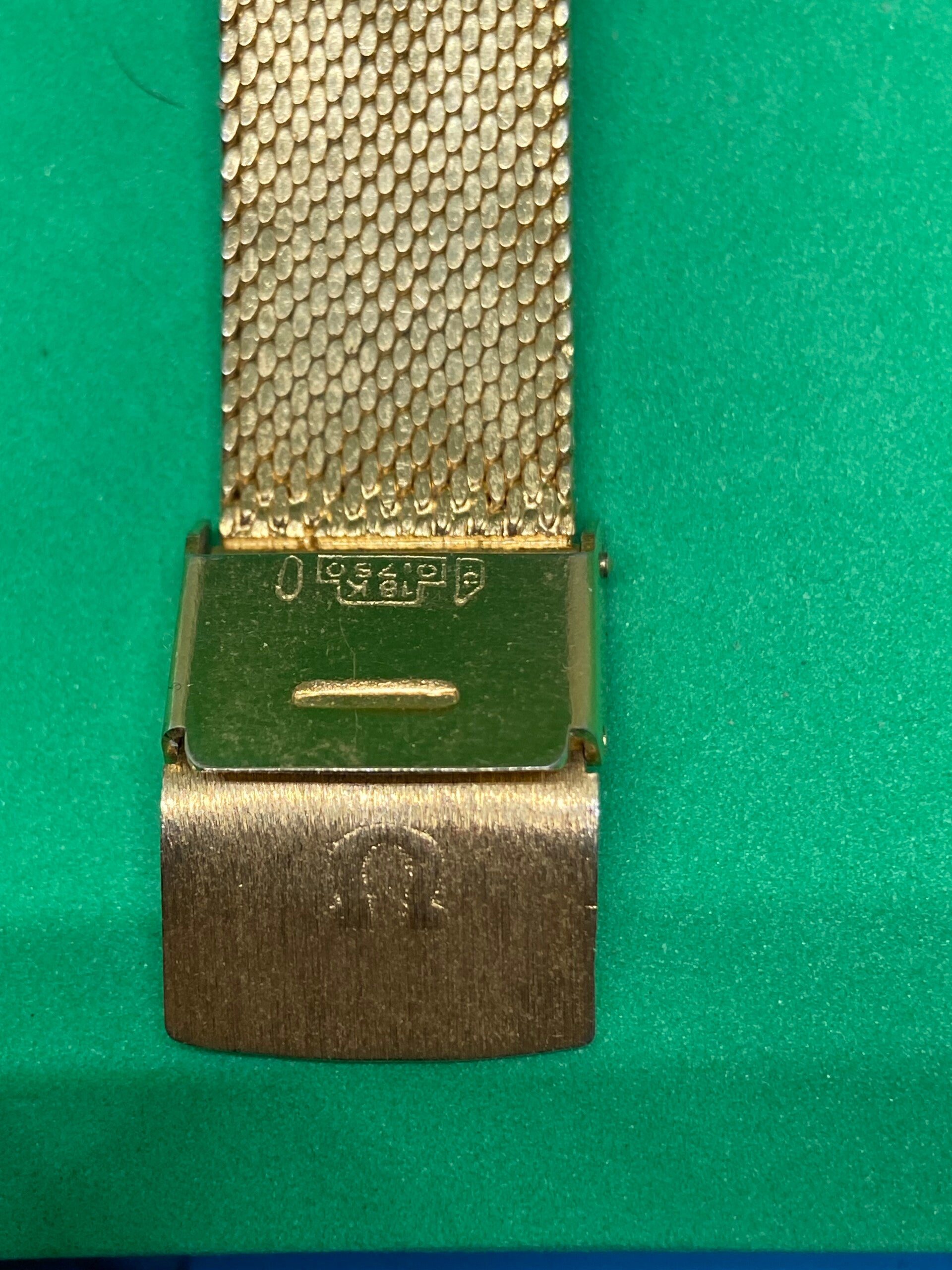 Omega Constellation met 25 rubis uit 1976 | Tijd voor een ander
