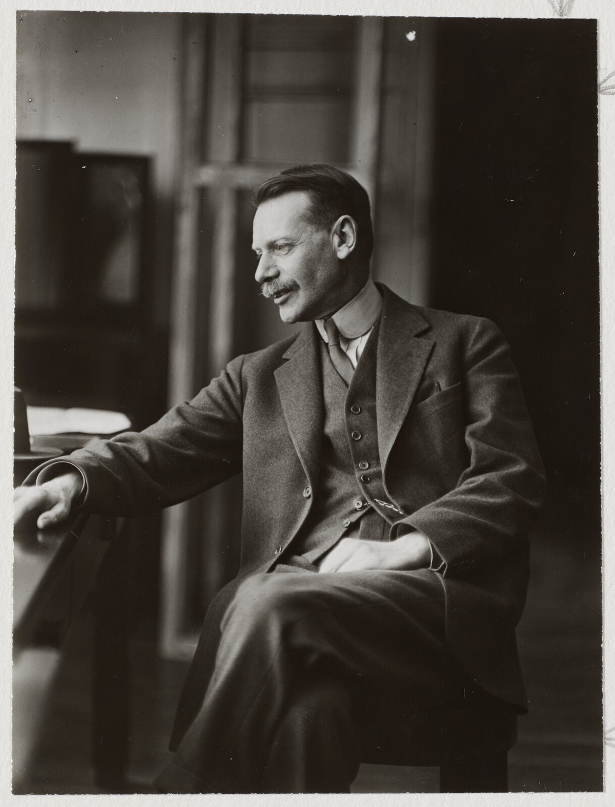 Abbott's Life | Becoming Documentary Berenice Abbott's Photographs of ...