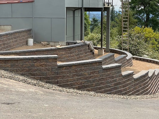 B&W Landscape and Hardscape LLC