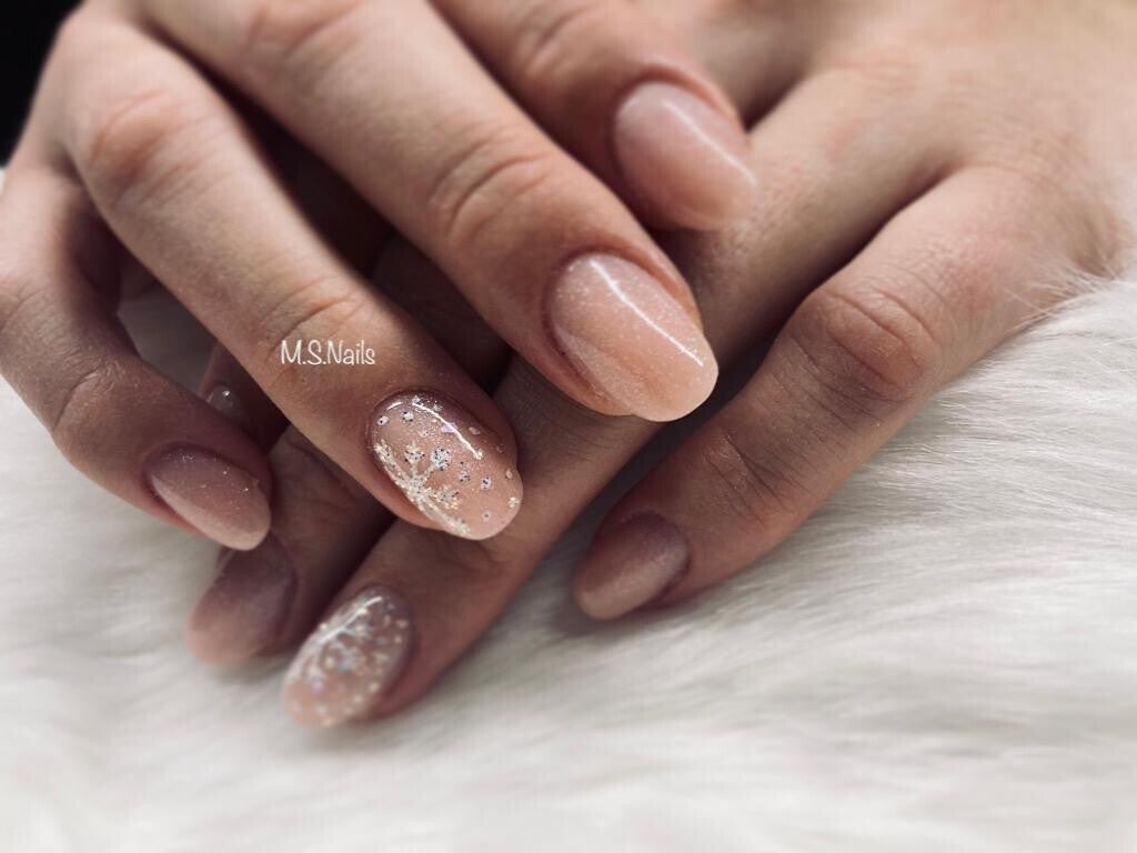 M.S. Nails
