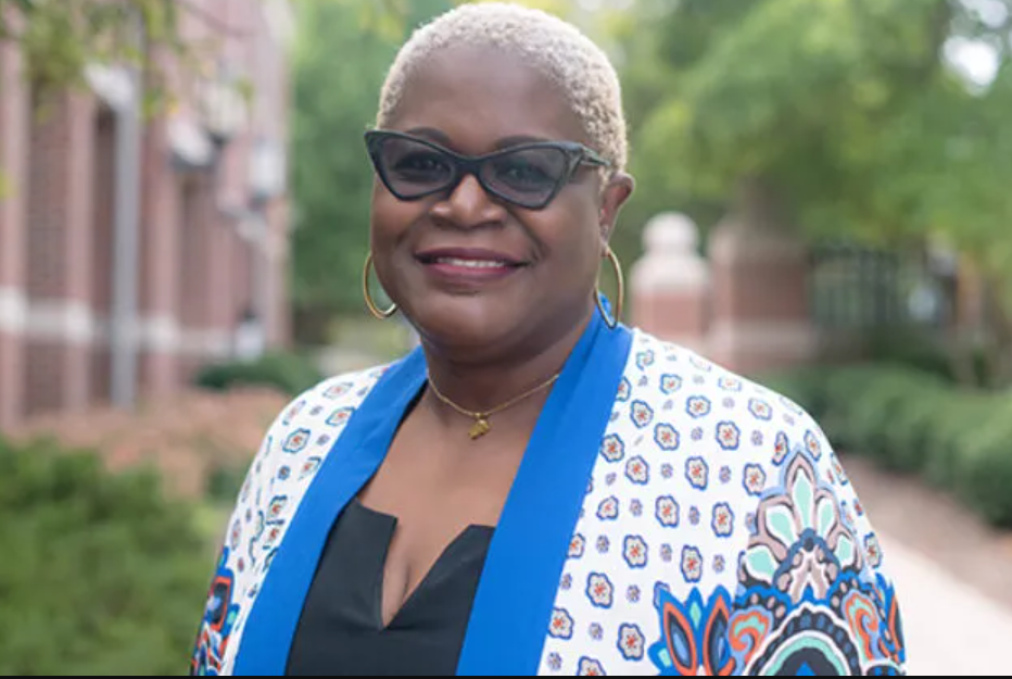 About Us | Jalani's Book Adventures