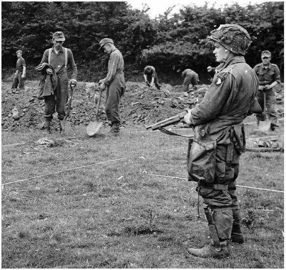 M3 Combat knife / Wapens | WW2 Info over Signal Corps, Voertuig ...