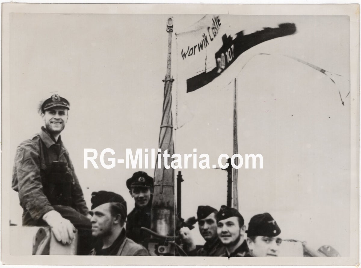 Original WW2 German Press Photo - U-Boot U 413 Captain Gustav Poel with ...