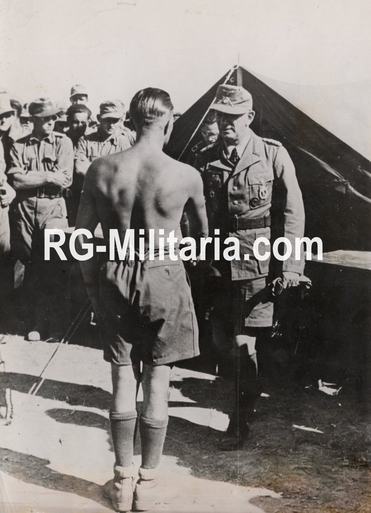 Original WW2 Spanish Press Photo - Knights Cross General at the Kuban front