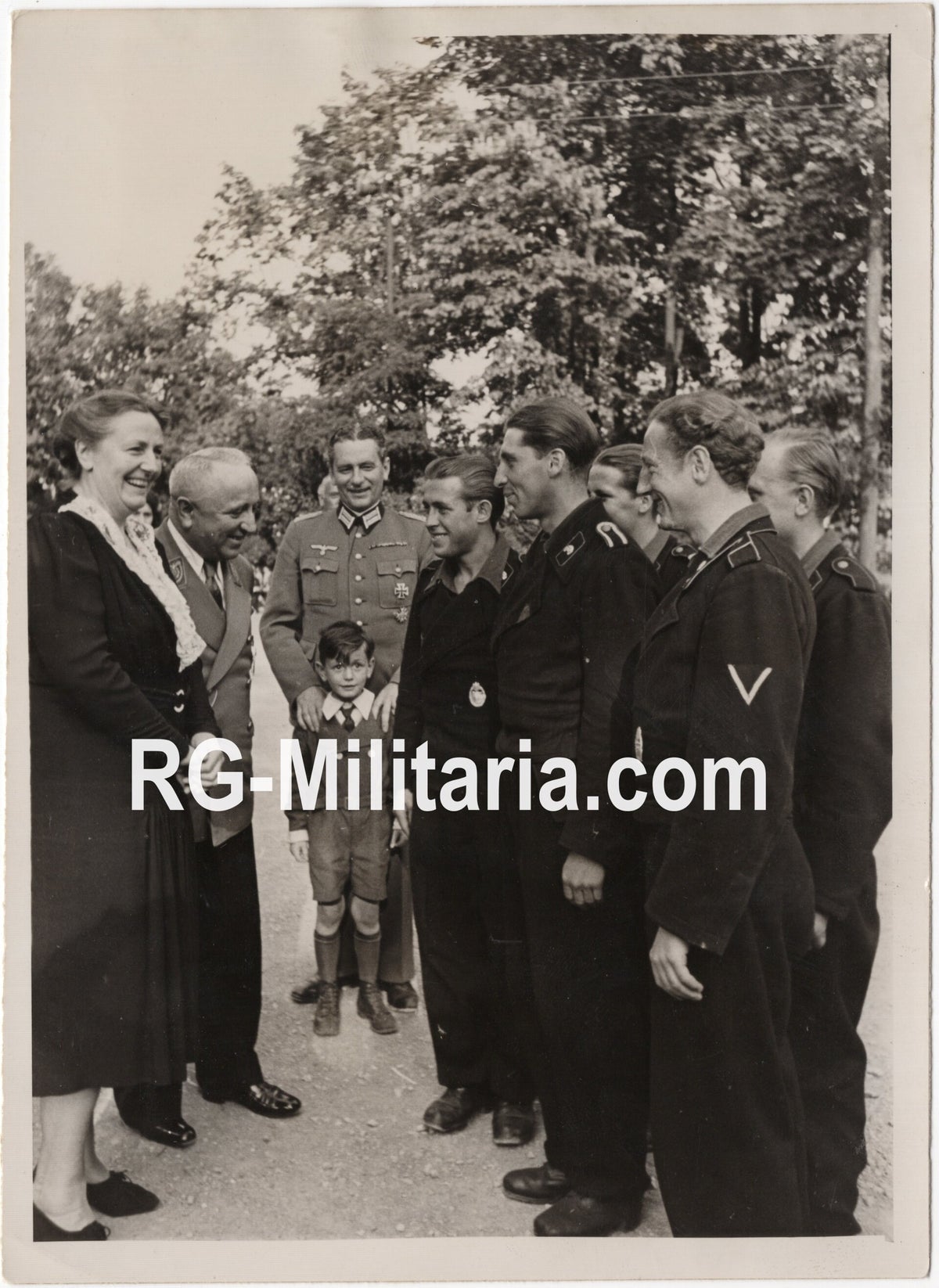 Original WW2 German Press Photo - Dr. Robert Ley talking with Panzer ...