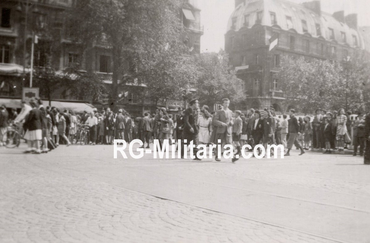 Original WW2 French Photo - Liberation of Paris, France (1944)