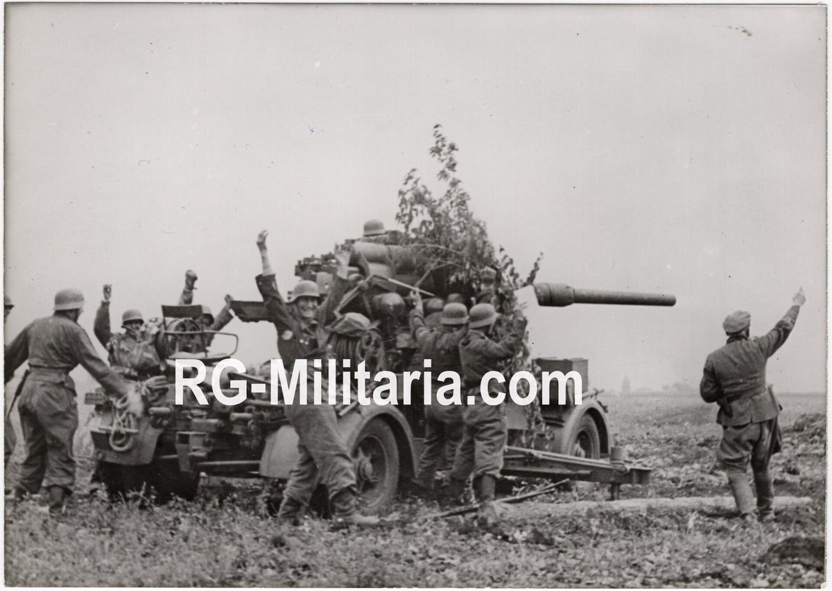 Original WW2 German Press Photo - Flak canon destroying a Soviet tank ...