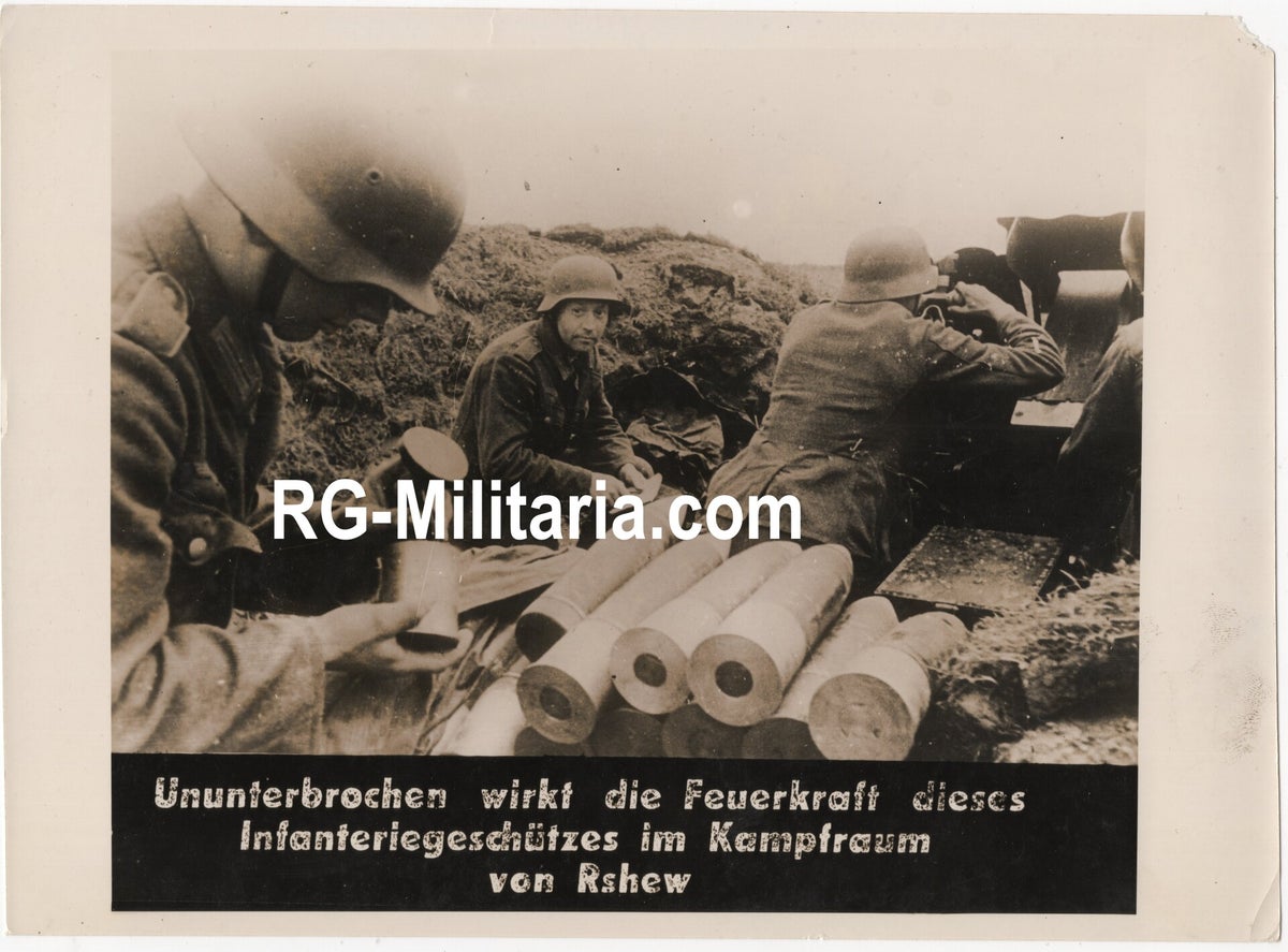 Original WW2 German Press Photo - Infantry handling artillery grenades ...