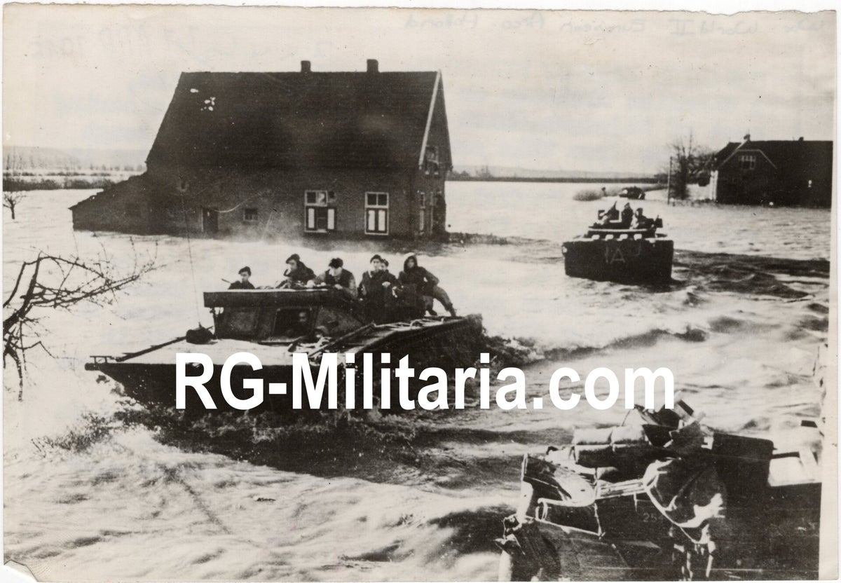 Original WW2 British Press Photo - Canadians in Buffaloes and DUKW ...