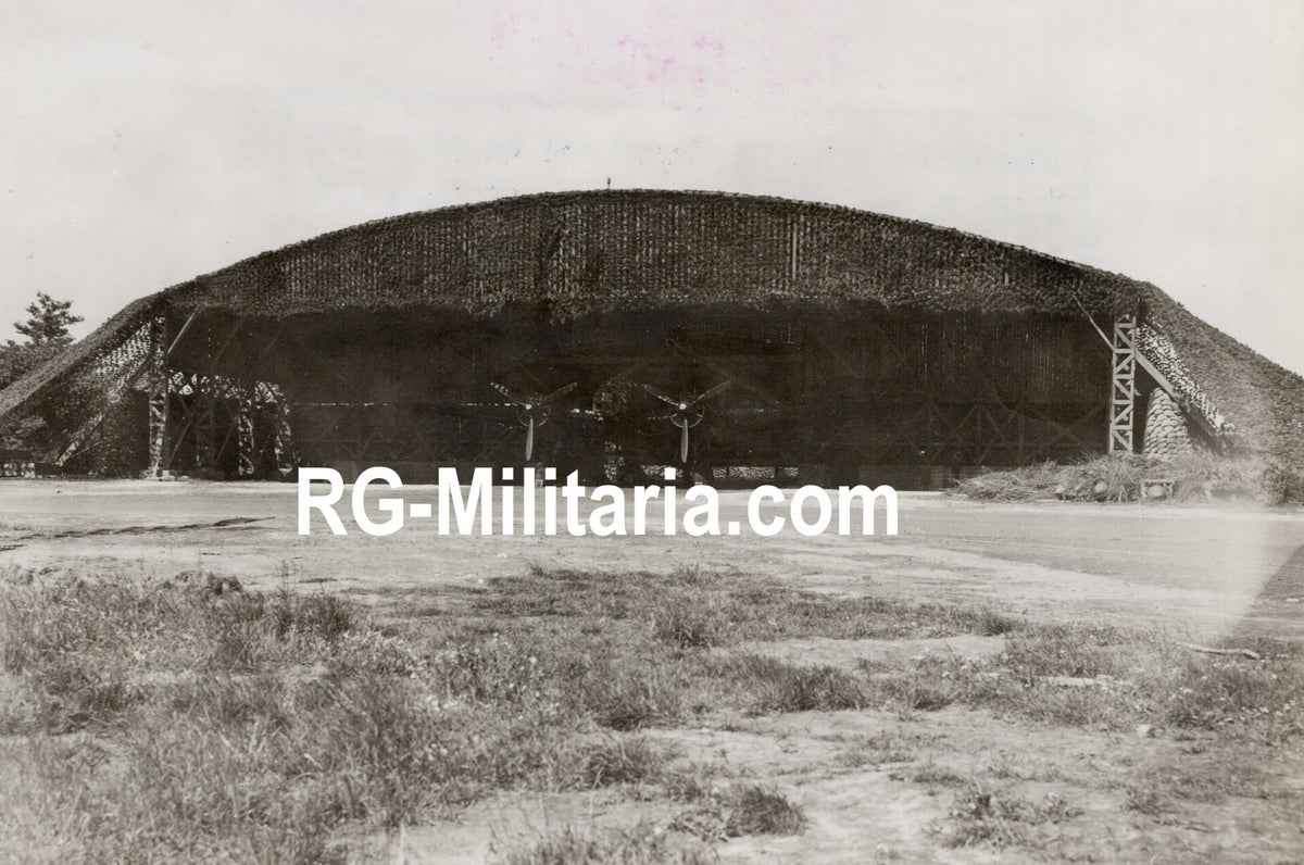 Original WW2 German Photo - Luftwaffe airfield Lannion, France (1941)