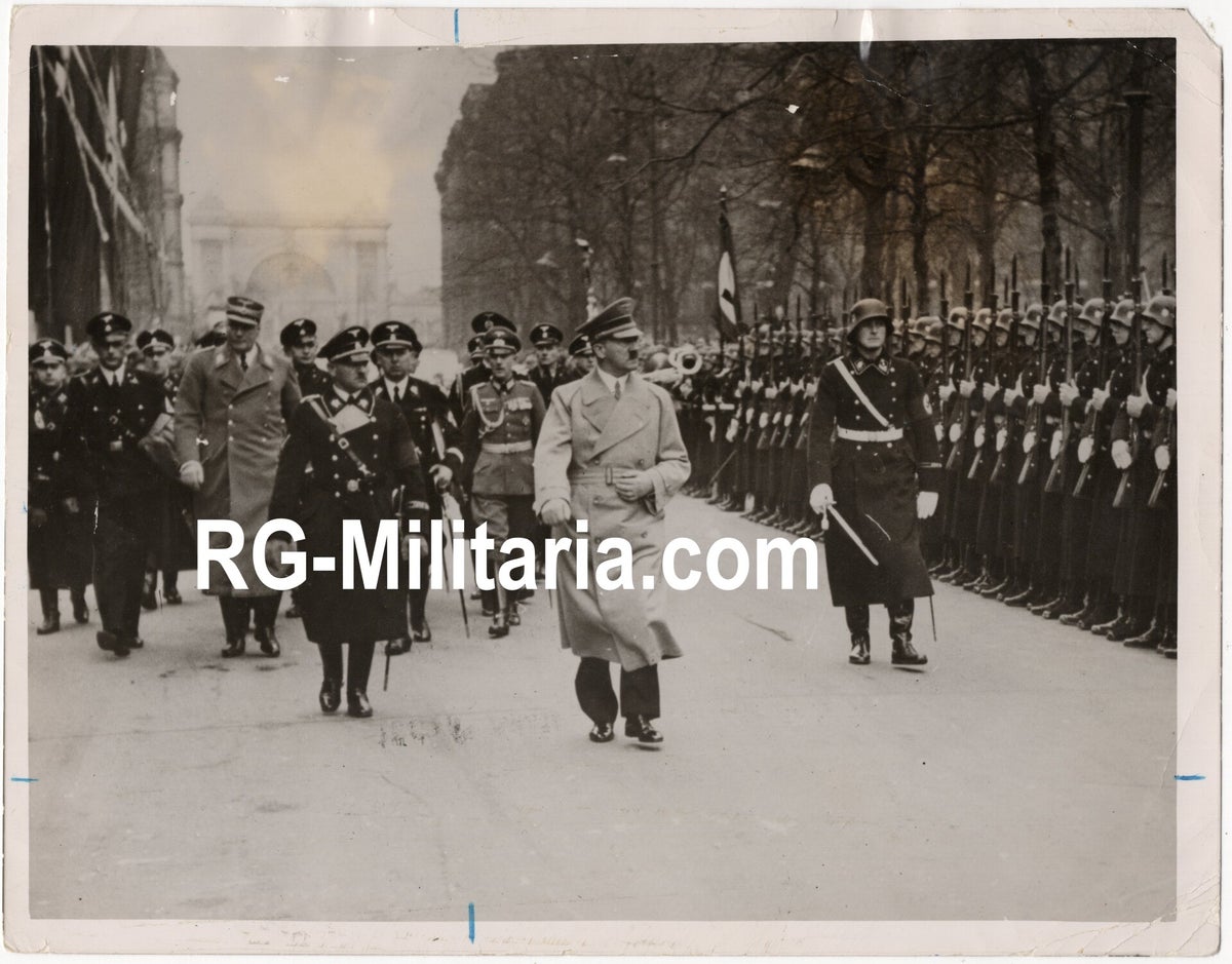 Original WW2 British Press Photo - Adolf Hitler inspecting the ...