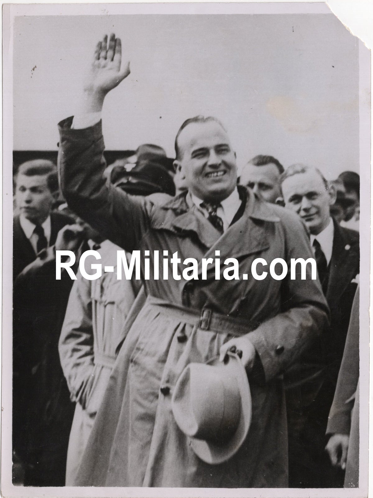 Original WW2 British Press Photo - Dr. Hans Frank arrives in Austria (1933)