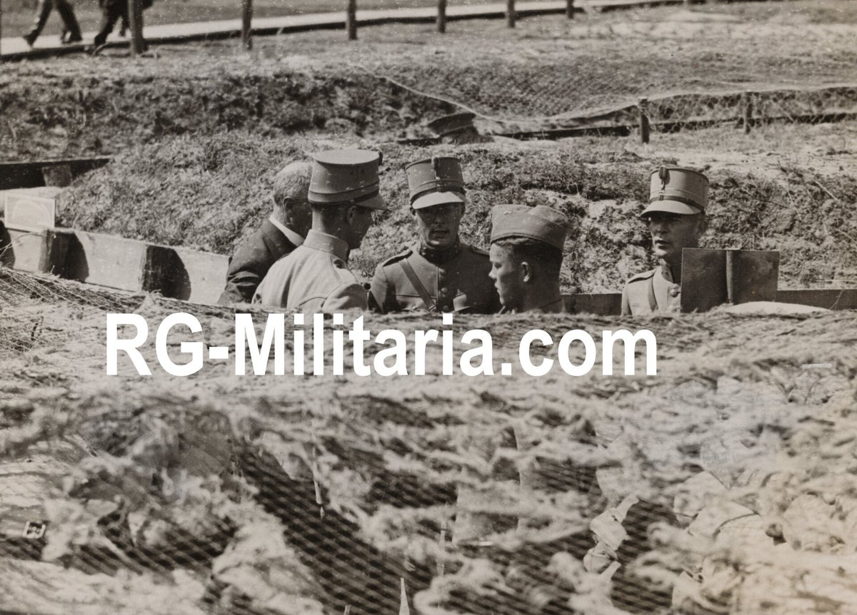 Original WW2 Dutch Press Photo - Prince Bernhard visits the trenches of ...