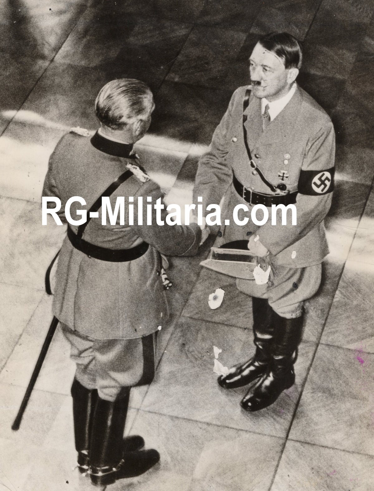Original WW2 US Press Photo - Adolf Hitler shakes the hand of General ...