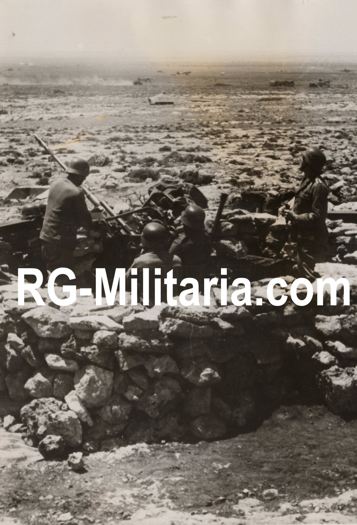 Original WW2 German Press Photo - German 2 CM defense on an airfield in ...