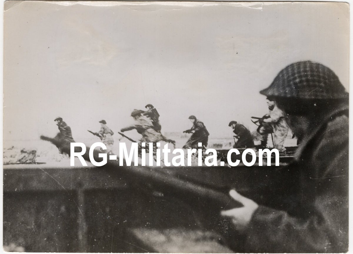 Original WW2 French Press Photo - Canadian soldiers storm Courseulles ...