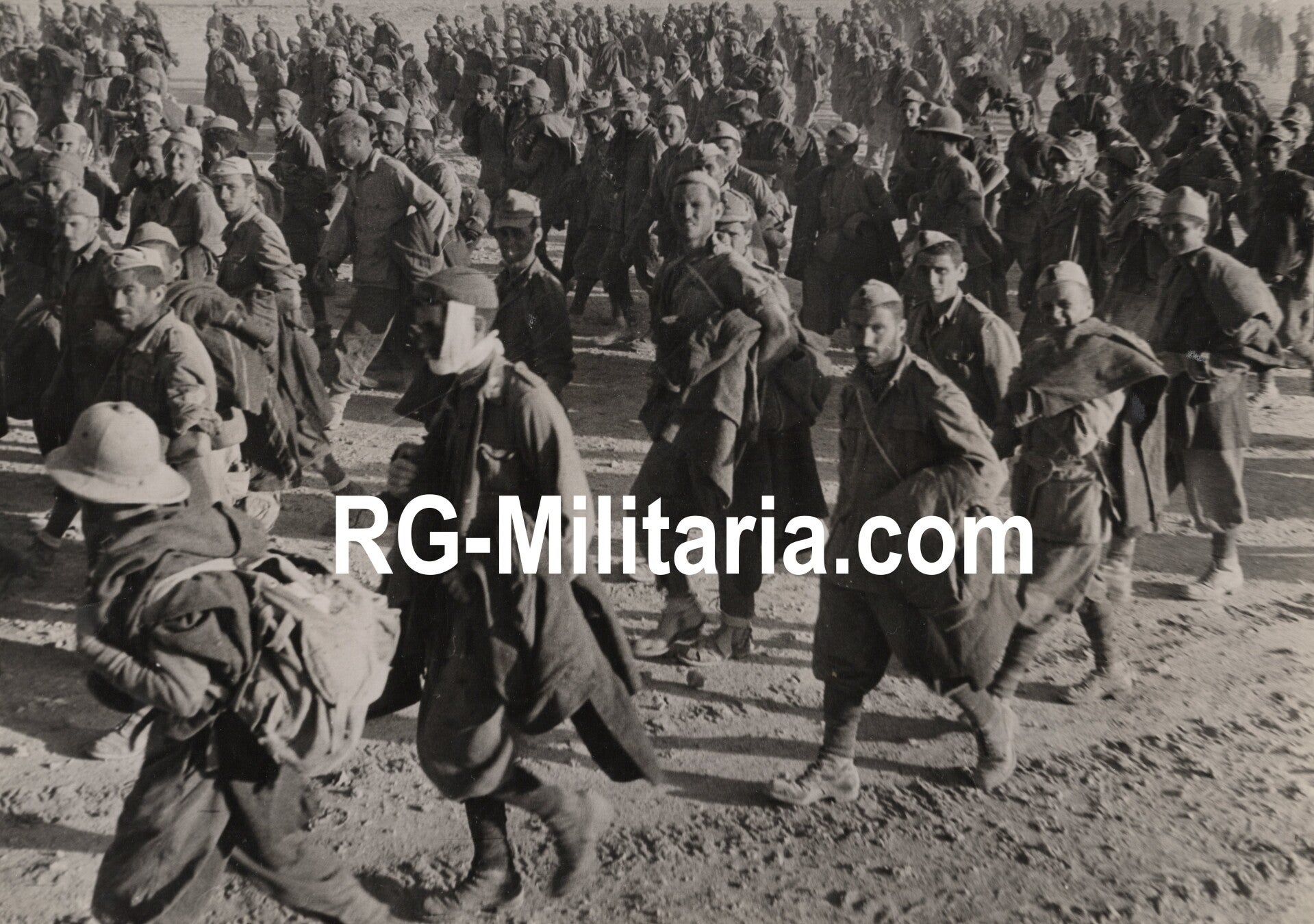 Original WW2 British Press Photo - German POW soldiers captured in ...