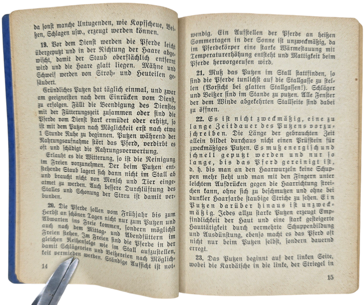 Original WW2 German Brochure - H. Dv. 11/1 Das Truppenpferd heft I (1937)
