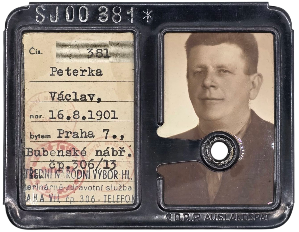 Original WW2 German Document - Workers card, ''Pražský průmysl masný ...