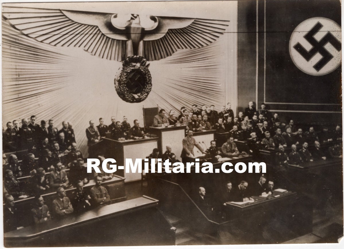 Original WW2 French Press Photo - Adolf Hitler speech, Berlin (1938)
