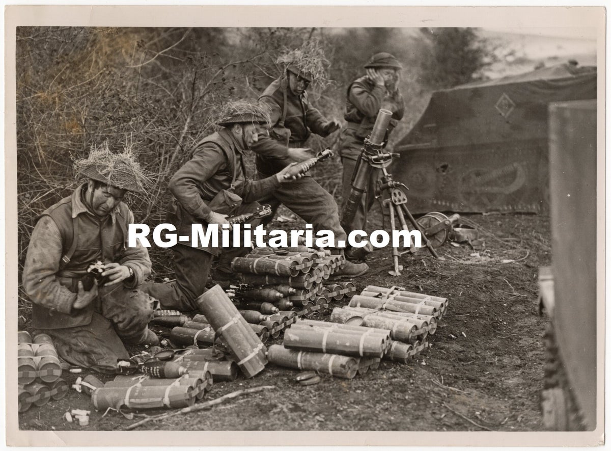 Original WW2 British Press Photo - Canadians practicing artillery ...