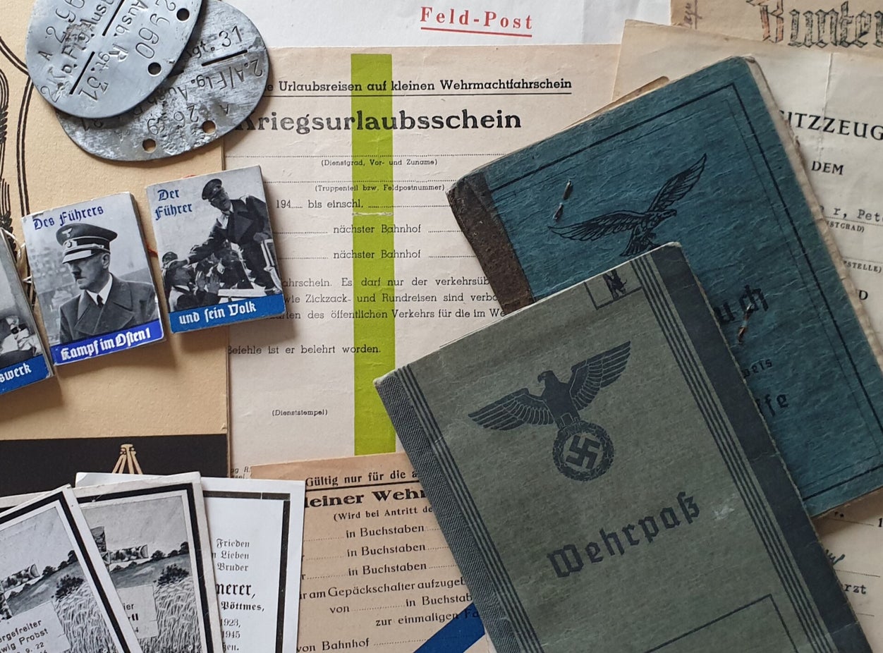 WW2 Documents - Paperwork - Photos and Militaria - RG-Militaria.com