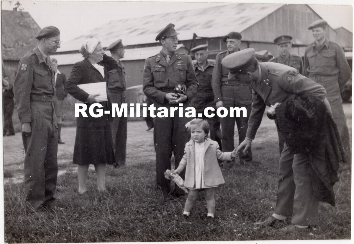 Original WW2 Dutch Press Photo - Dutch Royal Family returned to the ...