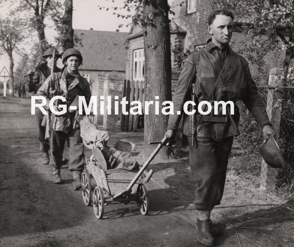 Original WW2 British Press Photo - Gordon Highlanders & Airborne ...