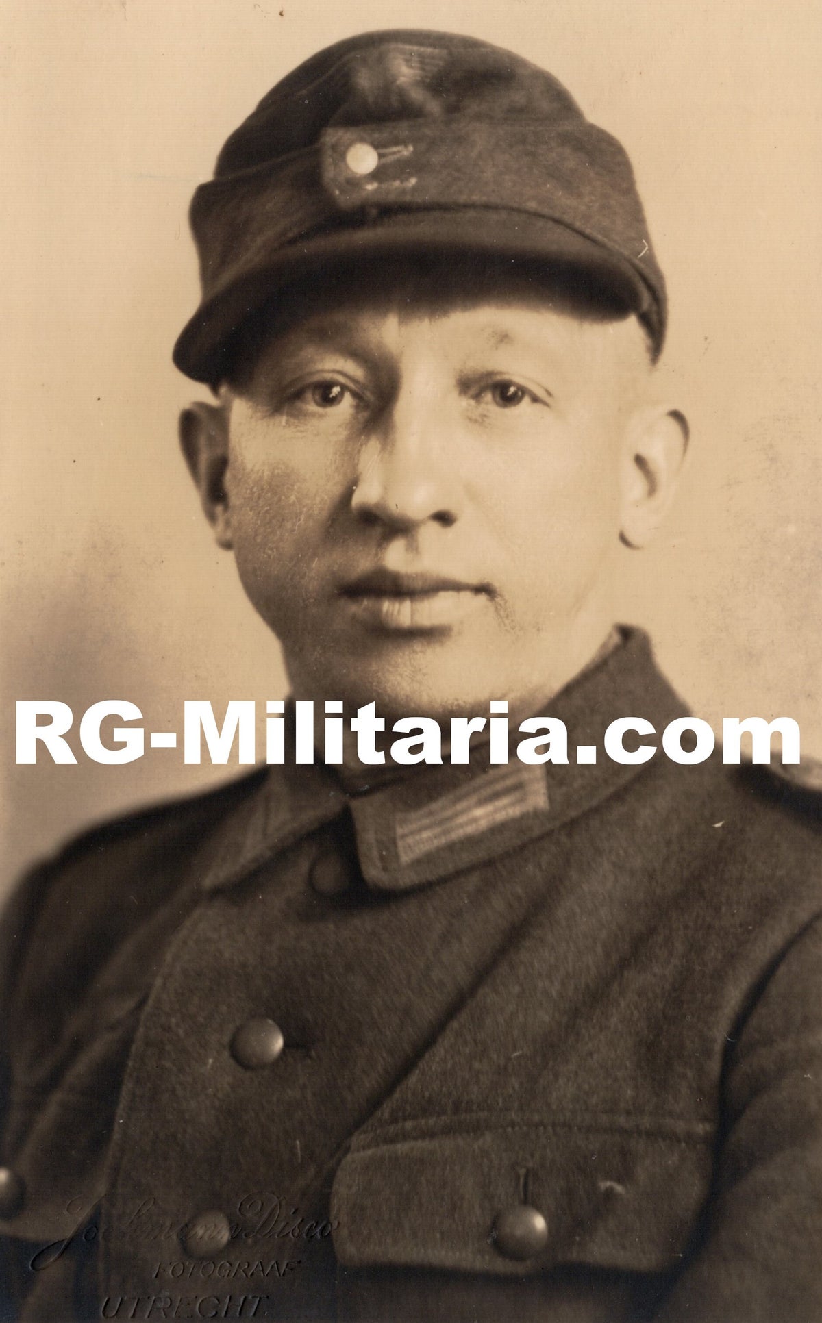 Original WW2 German Photo - German Wehrmacht heer soldier in Utrecht