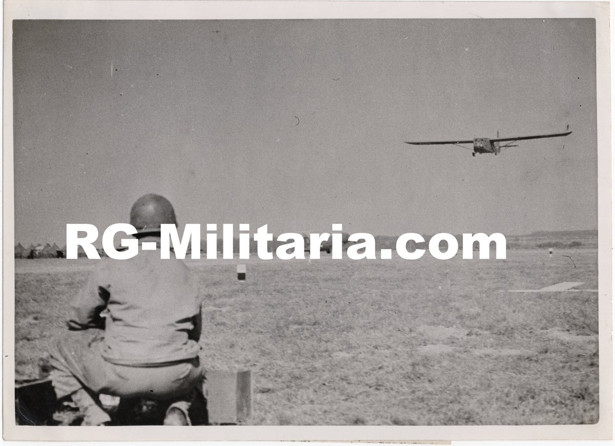 Original WW2 American US Press Photo - US Airborne gliders fly wounded ...