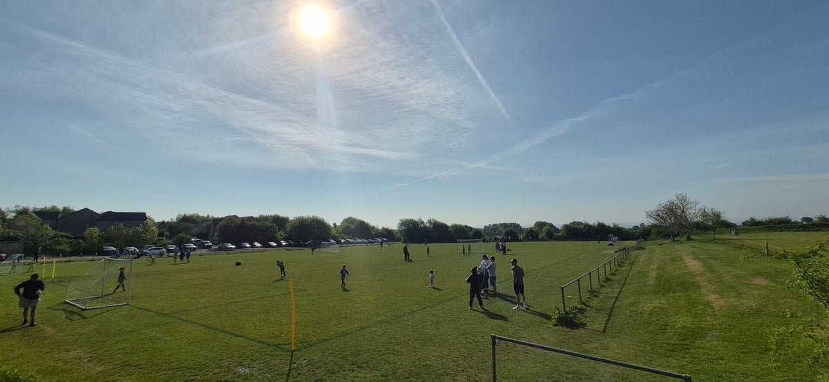 Contact | Shelf Juniors AFC