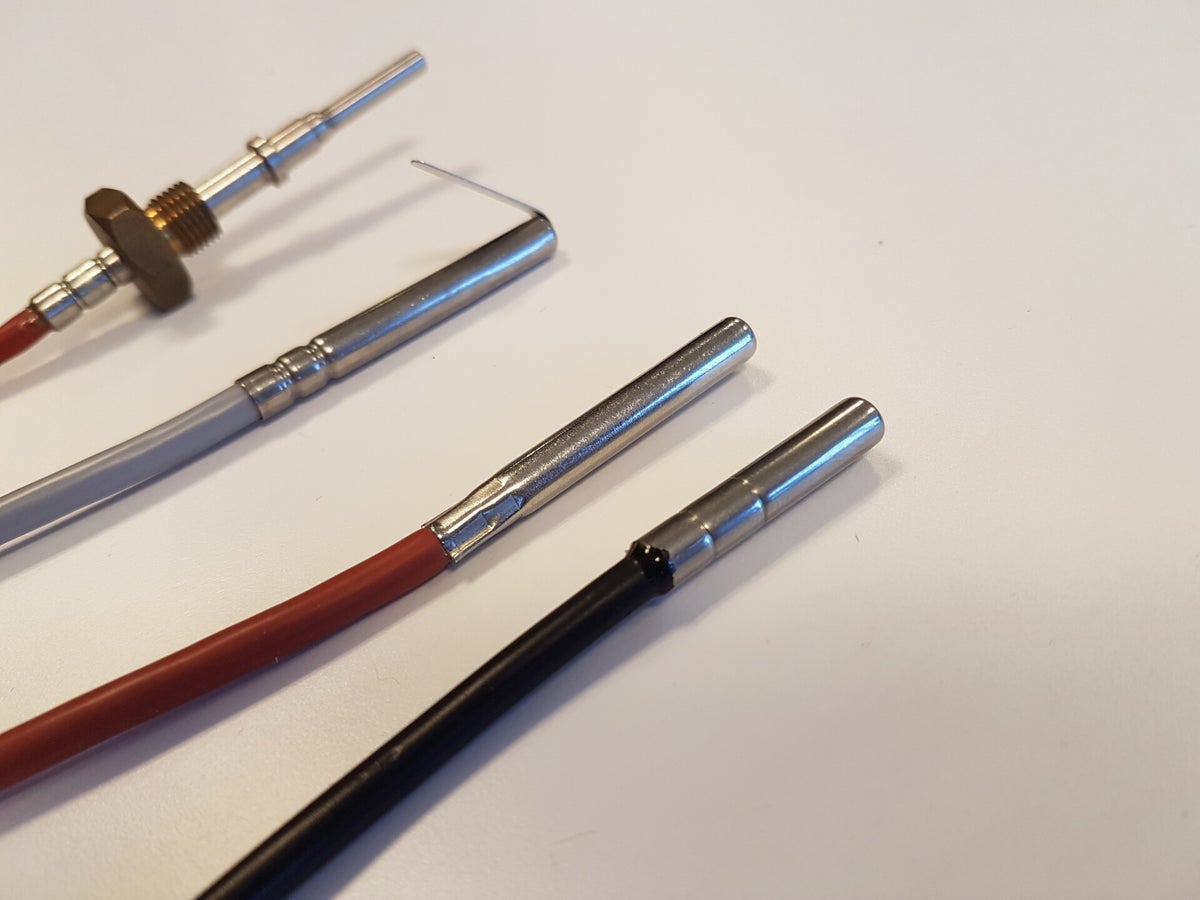 PT100 or PT1000 or NTC or PTC or digital Cable temperature sensors