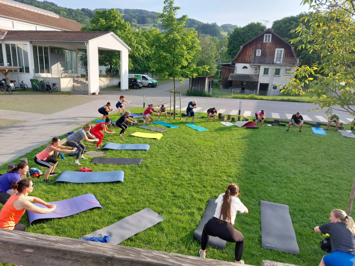 Unsere Kurse / Dienstleistungen | FIT&MORE