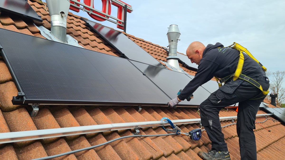 Zonnepanelen en thuisbatterijen | Breure elektra & installatie
