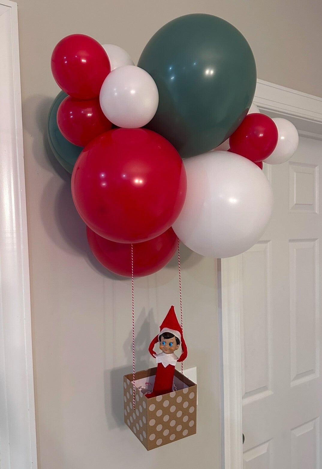 Balloon Bouquets and Centerpieces | Baddie's Balloons