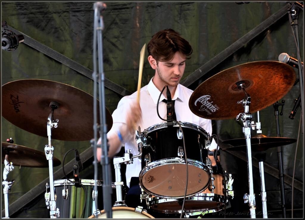 Bio | DylanVos
