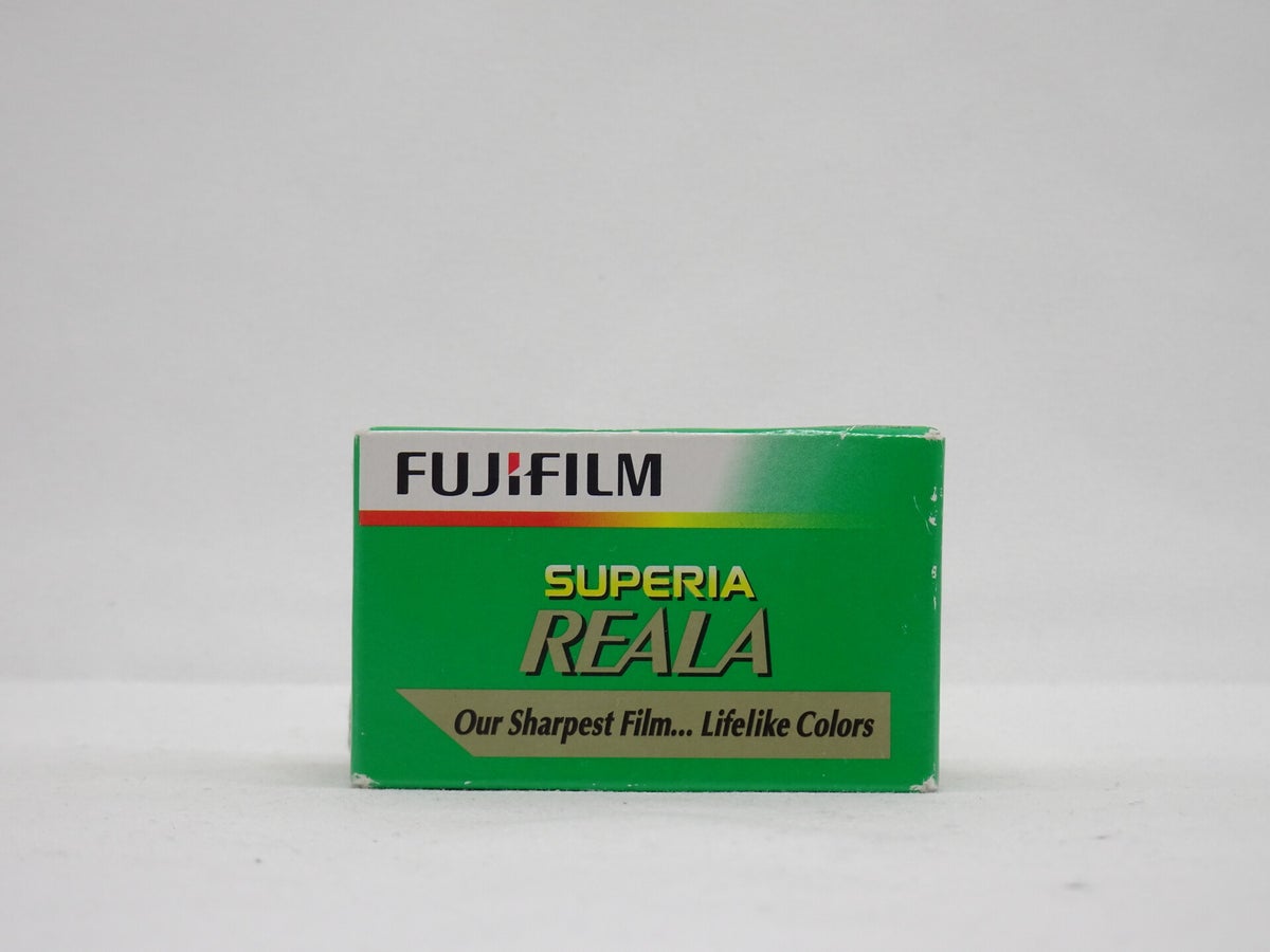 Fujifilm Superia Reala 100 (36exp) | DutchFilmShooters