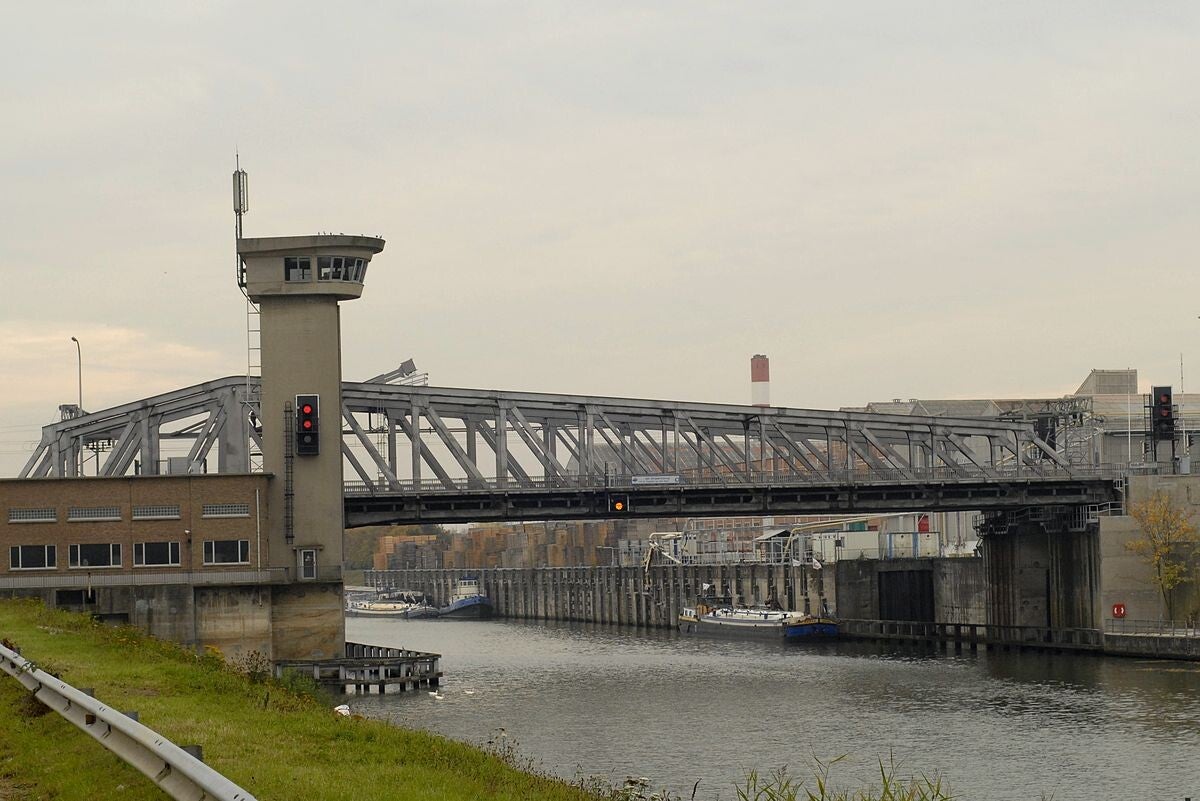 Wat maakt een brug sterk? | OverBruggen