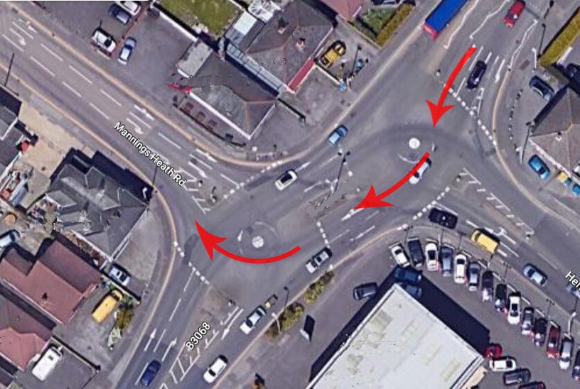 Double mini roundabouts | Go Pass Driving School