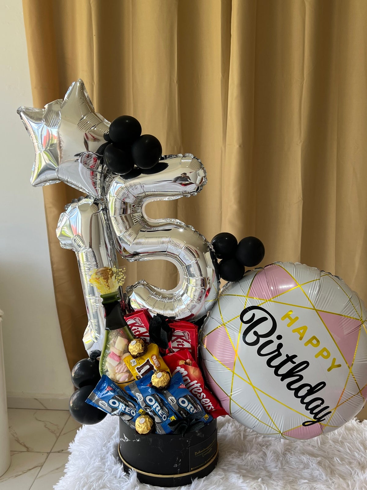 ALAÏA candy box | Balloonbouquetsandmore