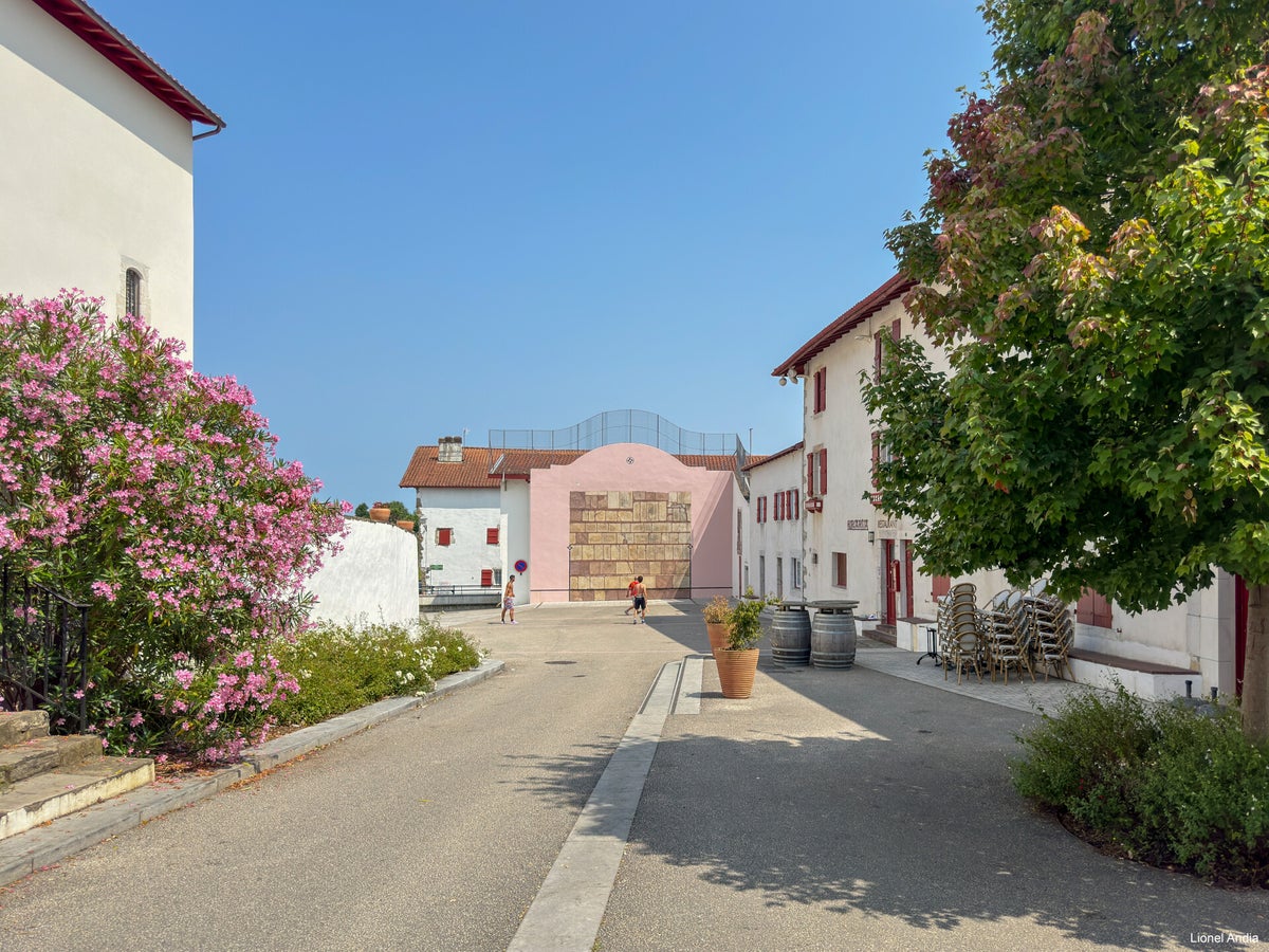 Ahetze : village basque entre océan et campagne / Les Articles ...