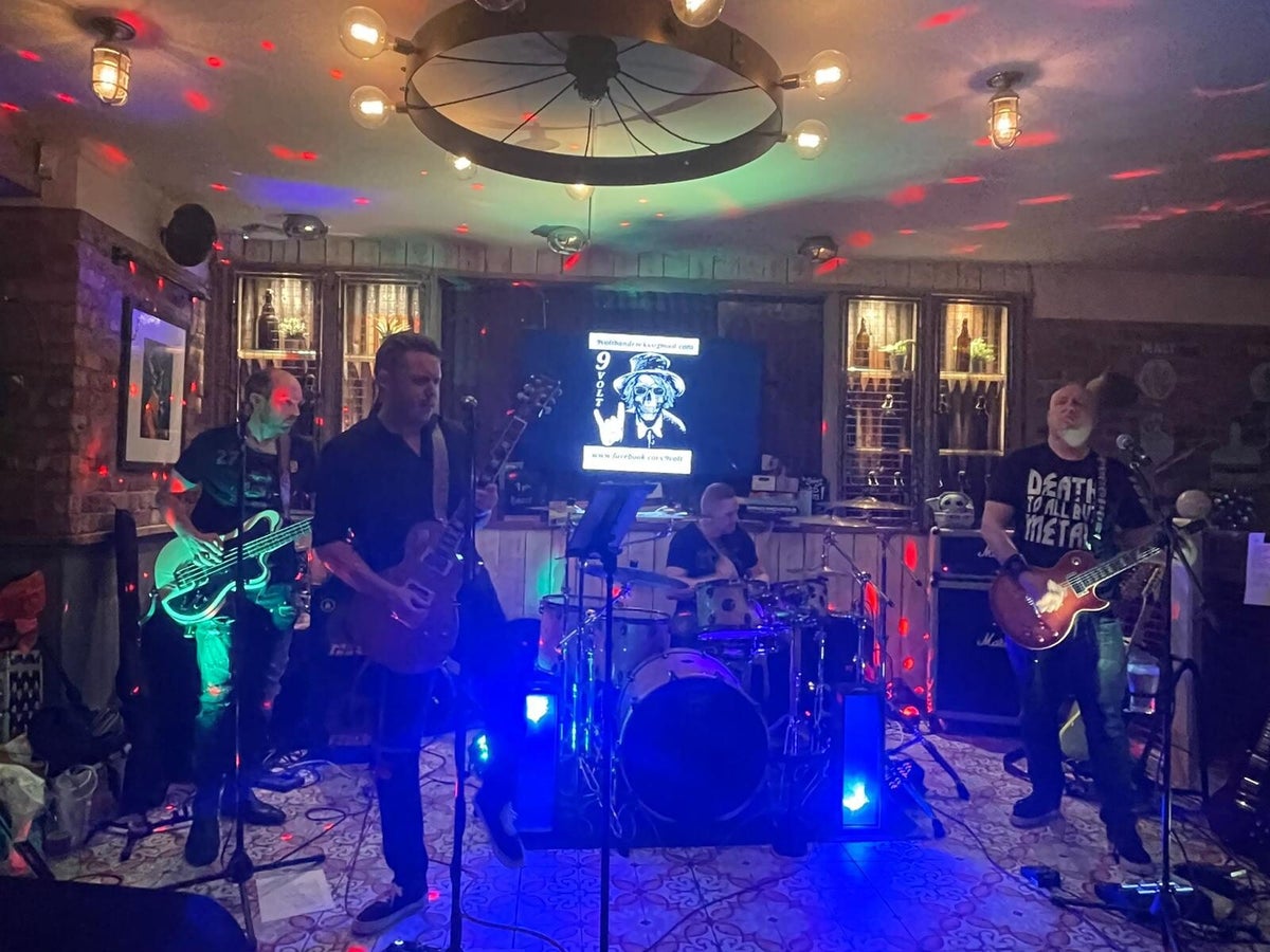 9 Volt rock cover band