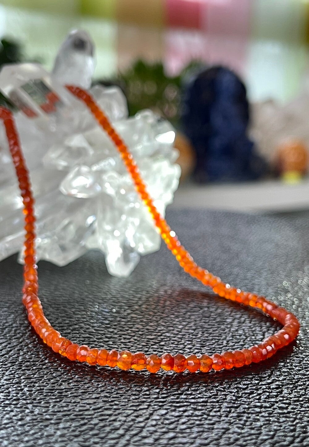 Carneool ketting facet geslepen rond | Jalla Stones - Sieraden