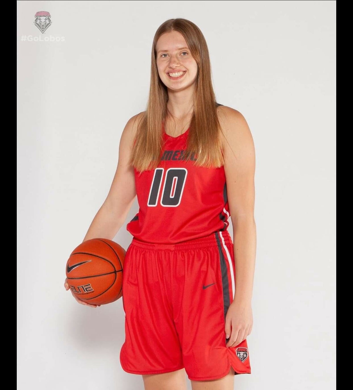 Celine Dupont in actie bij de University of New Mexico Lobos / Stories ...