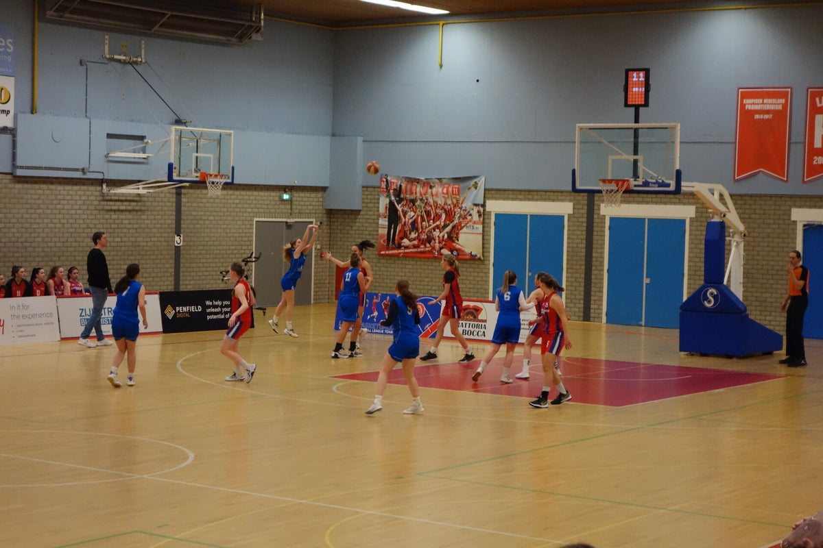 Winst voor Landslake Lions dames onder 18 & 20, mannen onder 16 ...